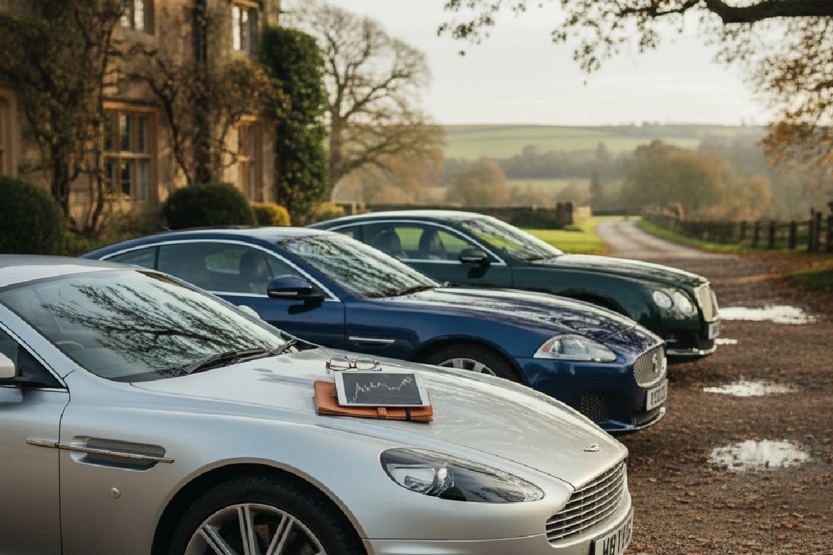 Modern Classic Car Trends 2026: UK Investor G... | Youngtimers UK